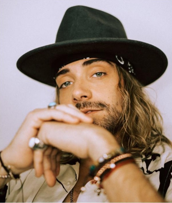 Carriazo anuncia nuevas canciones para este 2020 – Hertz Stereo Radio